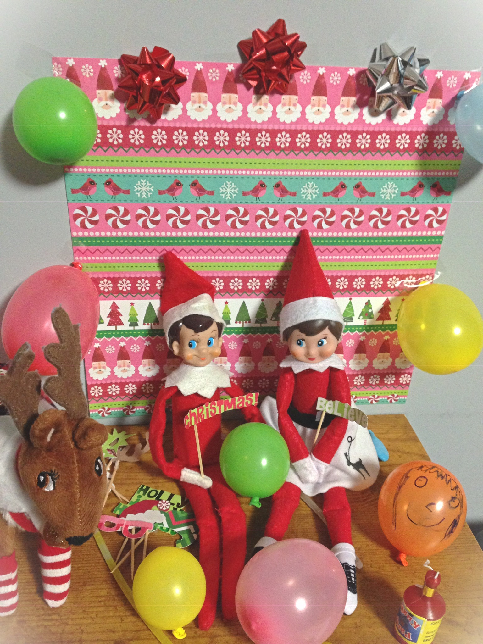 Elf on the Shelf - Adventures in Elfing - Eye in the Detail by Jessie Ecker